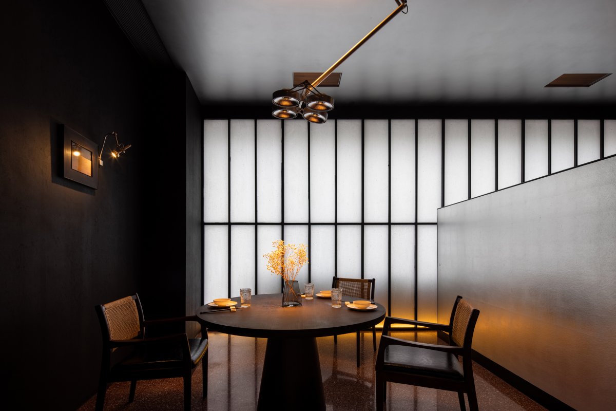 YINJISPACE Explores Life Aesthetics Through a Media Lens, Blending Art ...