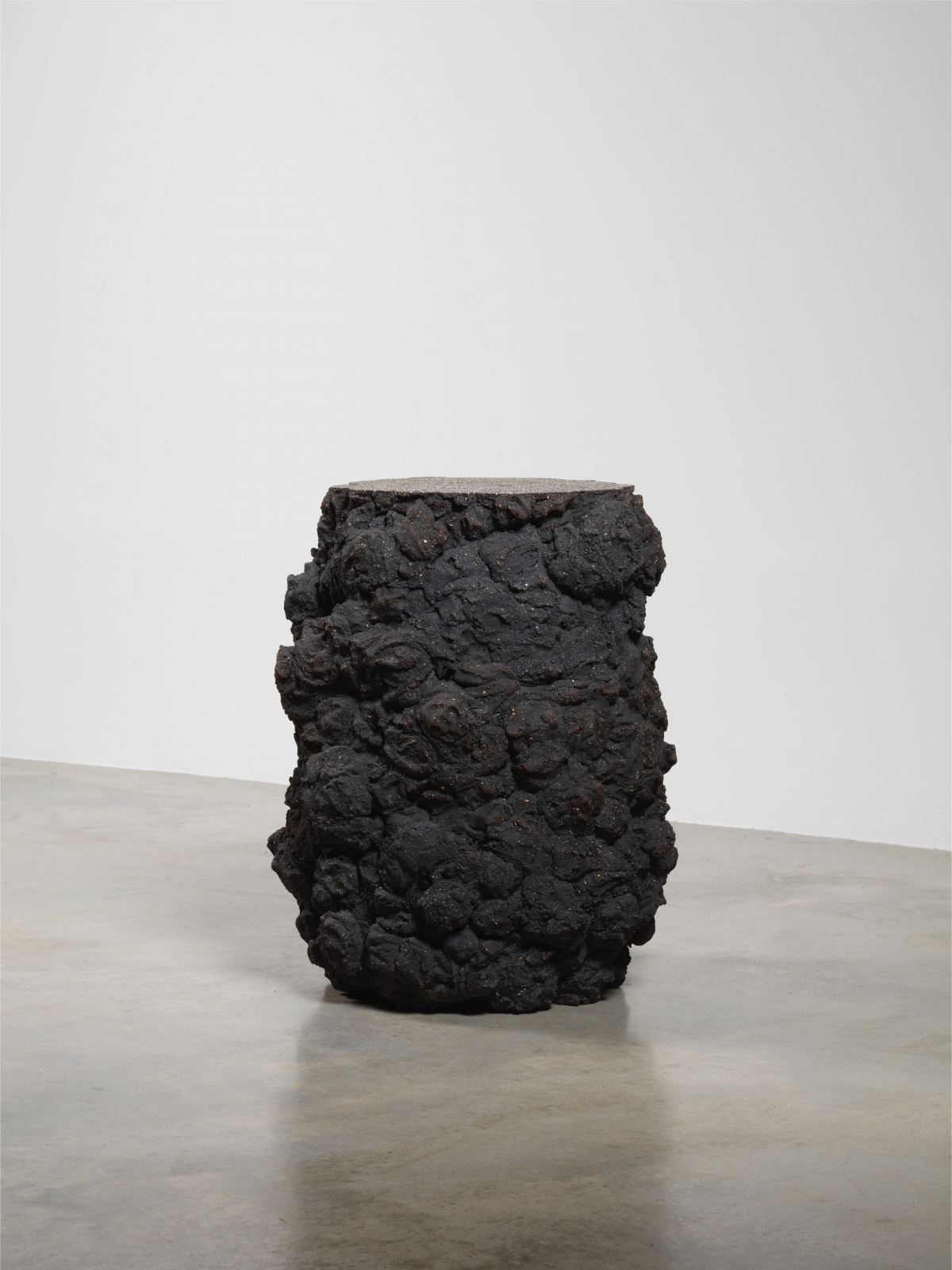 YINJISPACE Explores Life Aesthetics Through a Media Lens, Blending Art ...