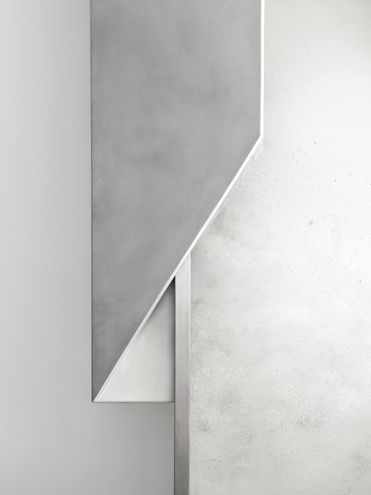 YINJISPACE Explores Life Aesthetics Through a Media Lens, Blending Art ...