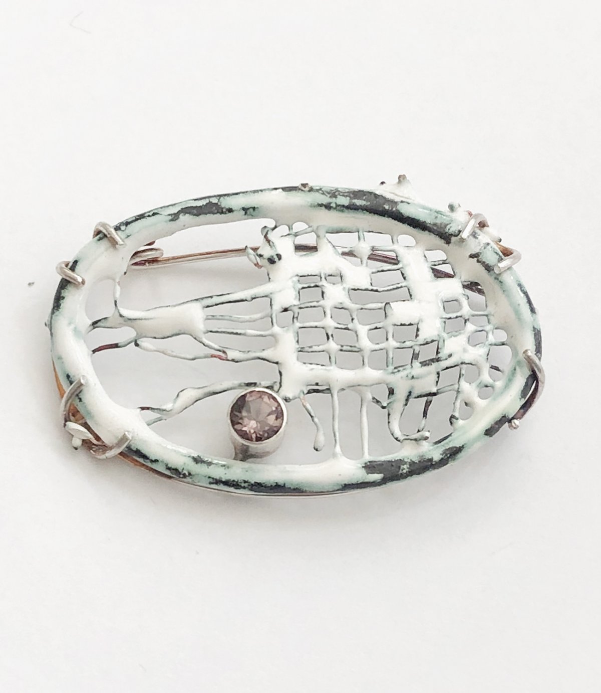 YINJISPACE Explores Life Aesthetics Through a Media Lens, Blending Art ...