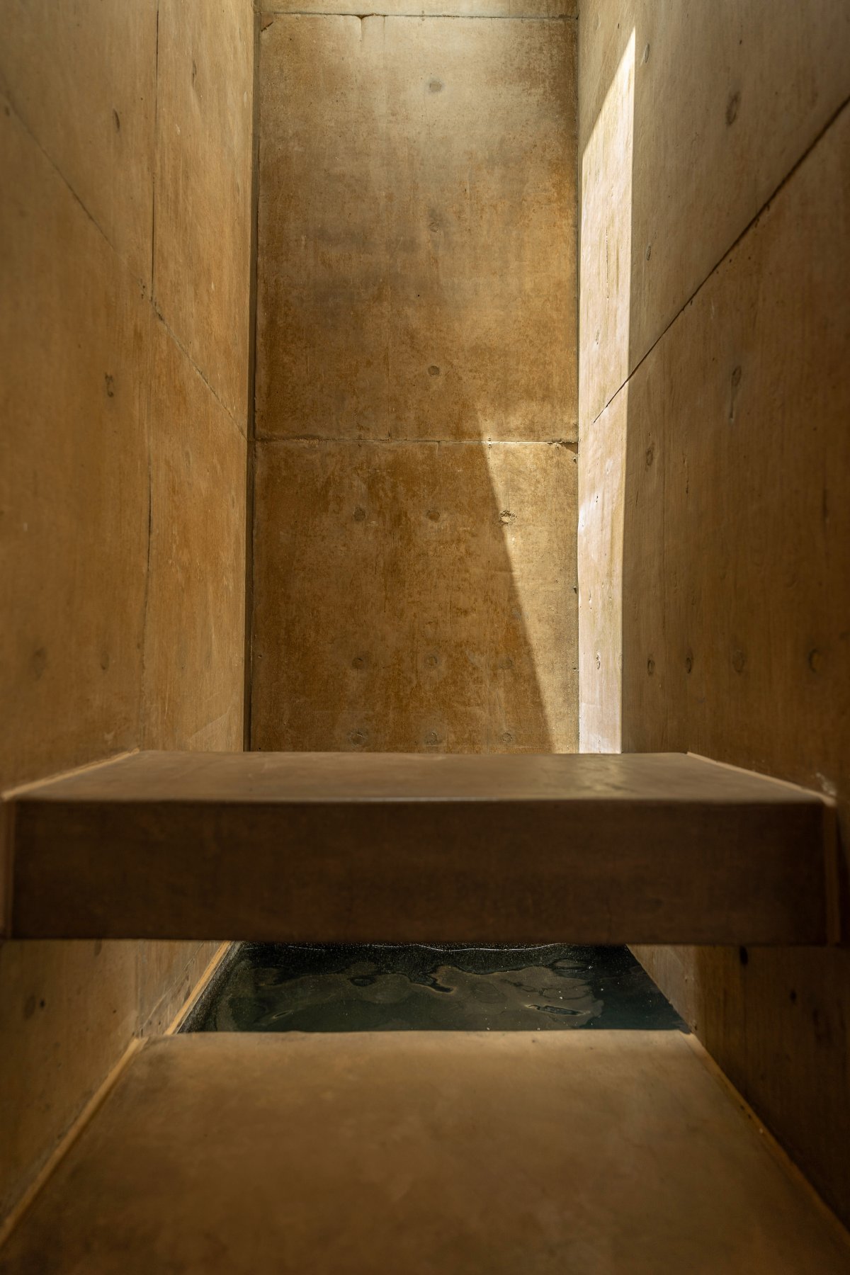 YINJISPACE Explores Life Aesthetics Through a Media Lens, Blending Art ...
