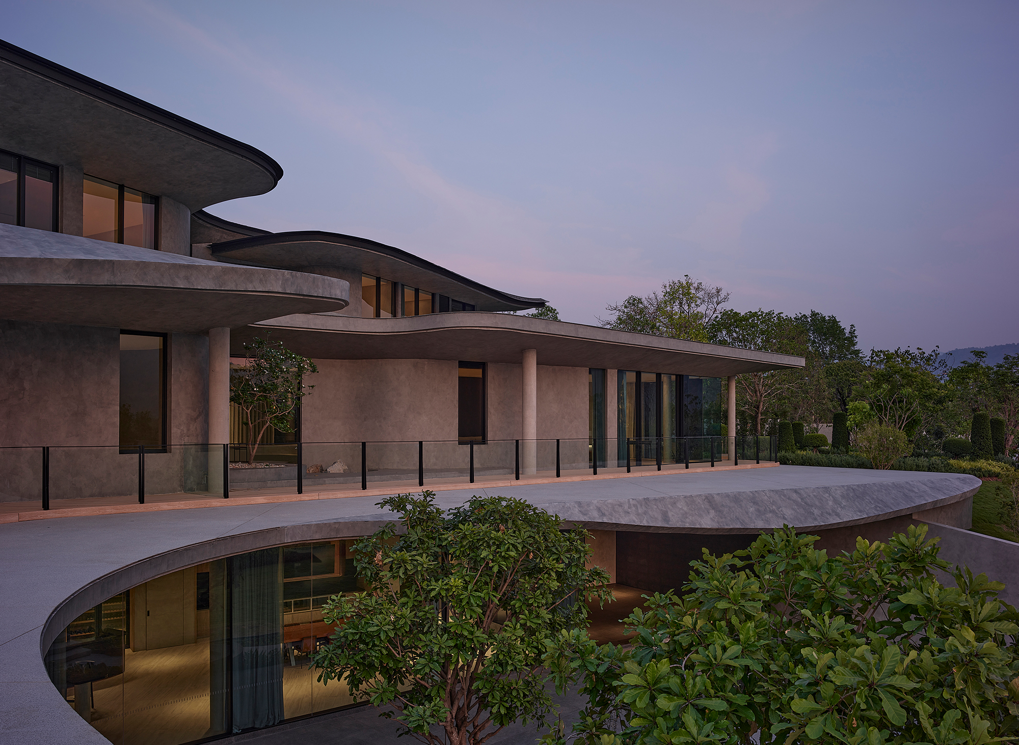 House in Contours